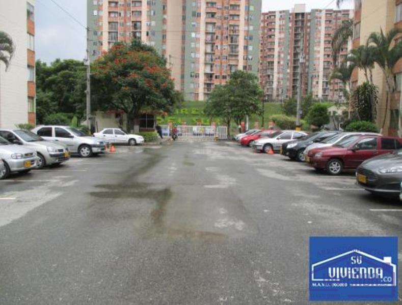 Apartamento disponible para el arriendo en Itagüí el codigo es 592 Inmueble